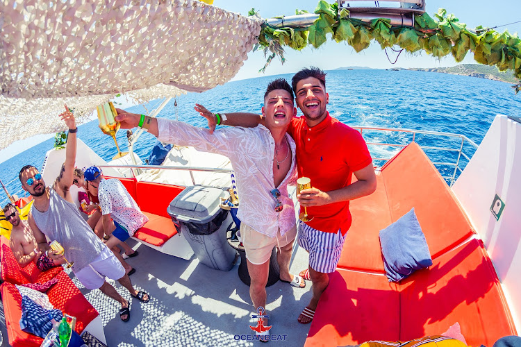 Oceanbeat Ibiza boat party | Bodasenlinea - Empresas, servicios e ideas para organizar tu boda